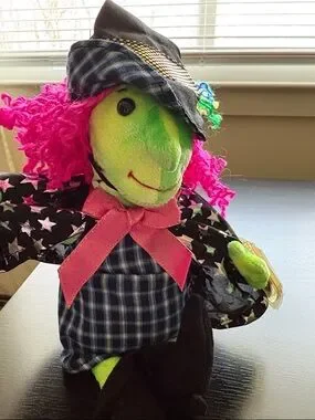 Beanie Babies | Toys | Beanie Babies Trio Green Witch Scarygrimm Reeper ...